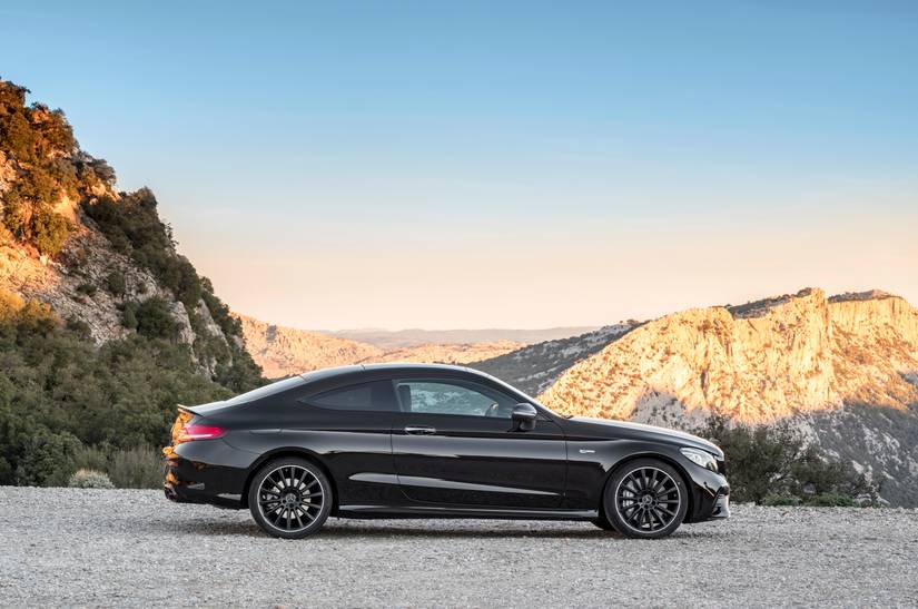 Wallpaper of the Day: 2019 Mercedes-AMG C43 Coupe