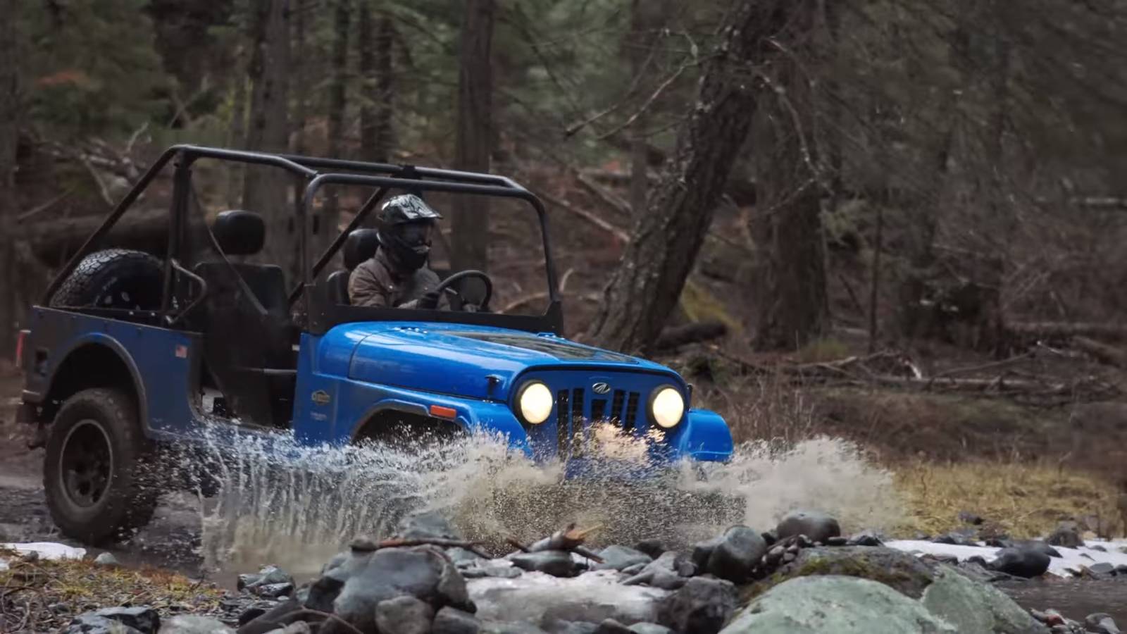Mahindra Roxor - The tiny jeep-like off roader!