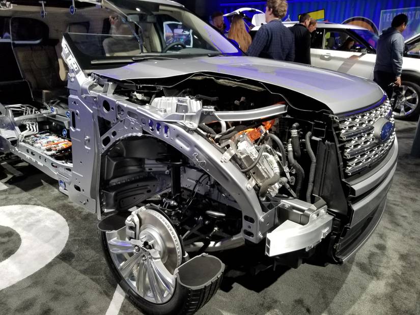 2020 Ford Explorer Hybrid promises 500 miles range