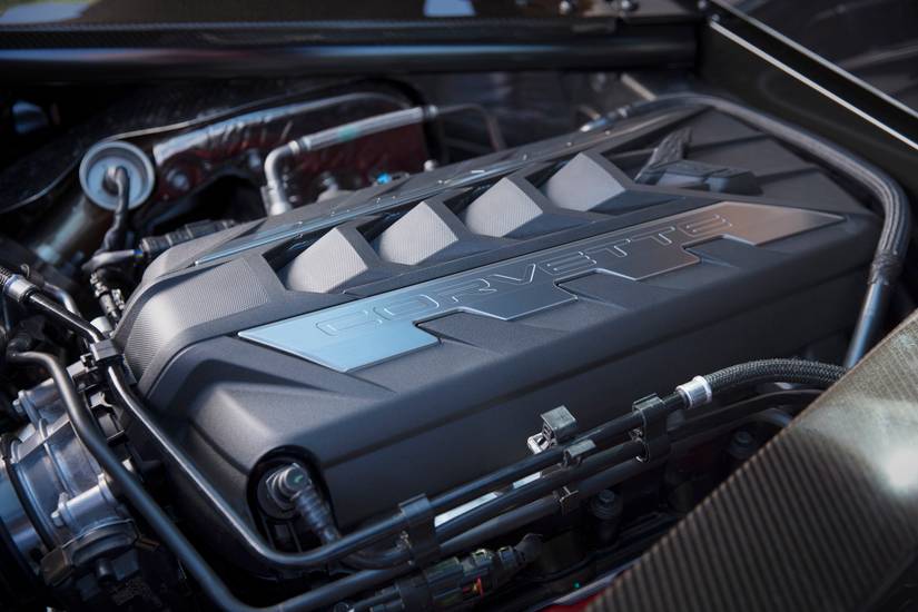 2020 corvette engine size
