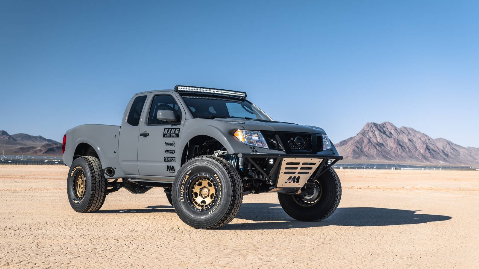 2019 Nissan Frontier Desert Runner