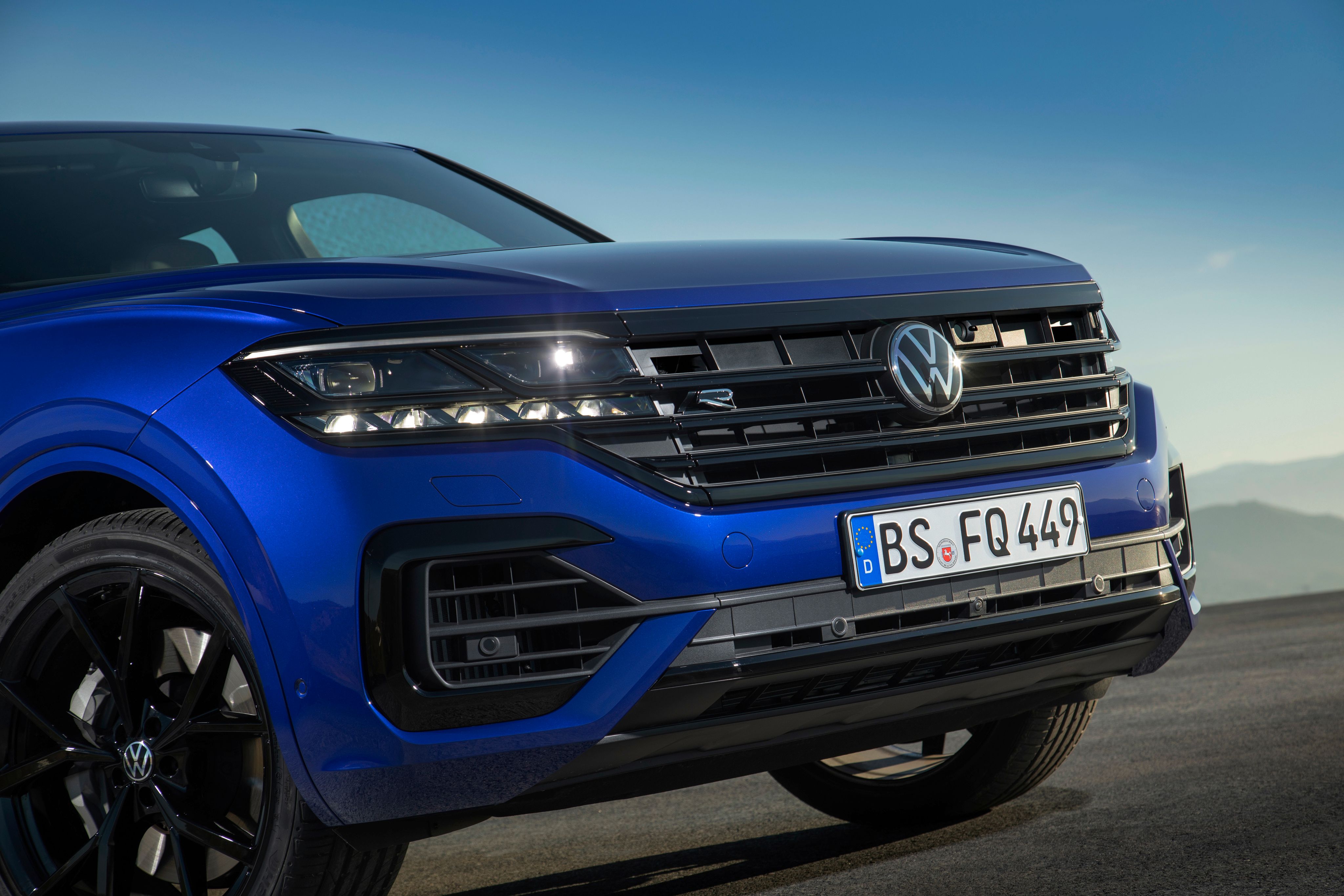 2020 Volkswagen Touareg R
