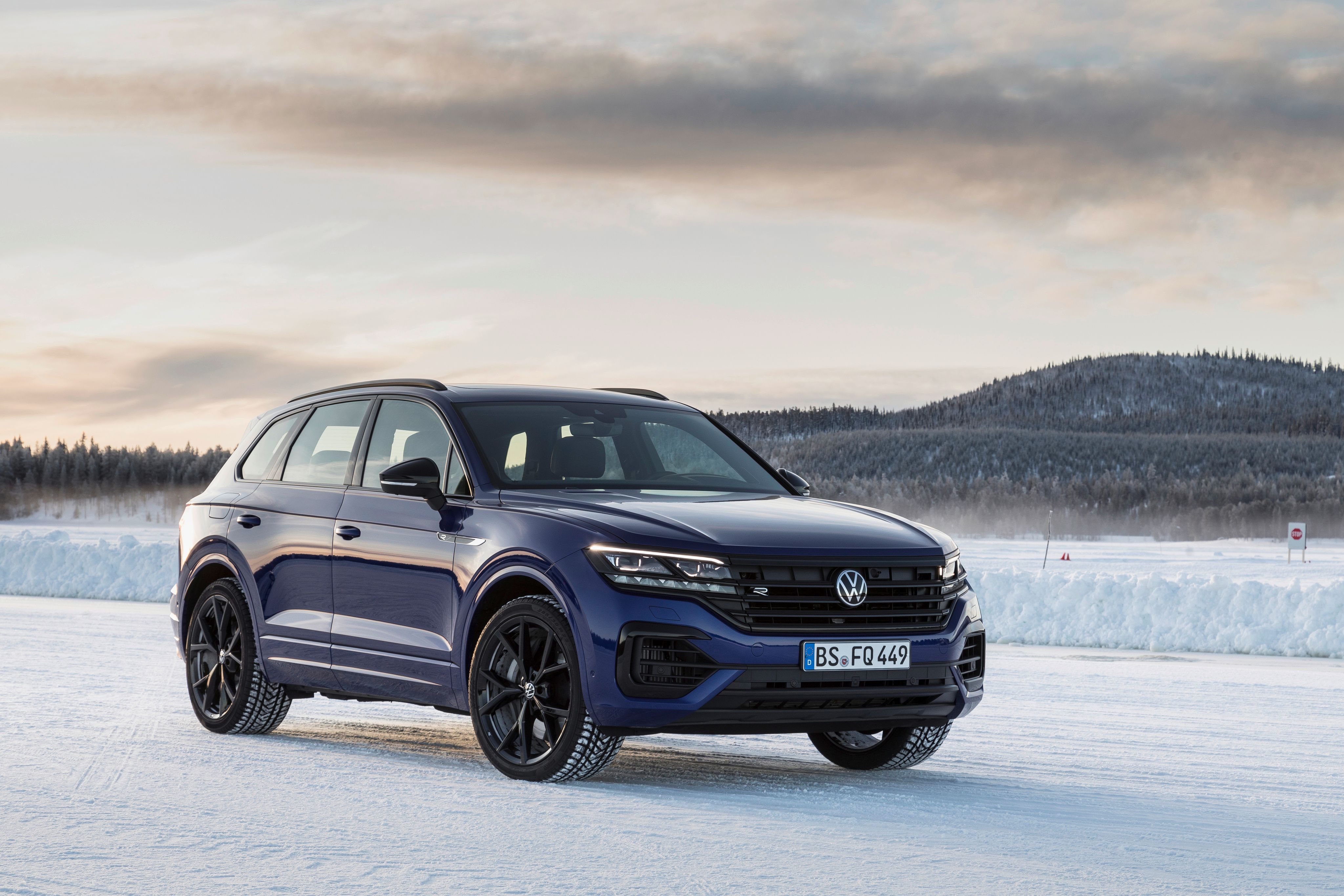 2020 Volkswagen Touareg R