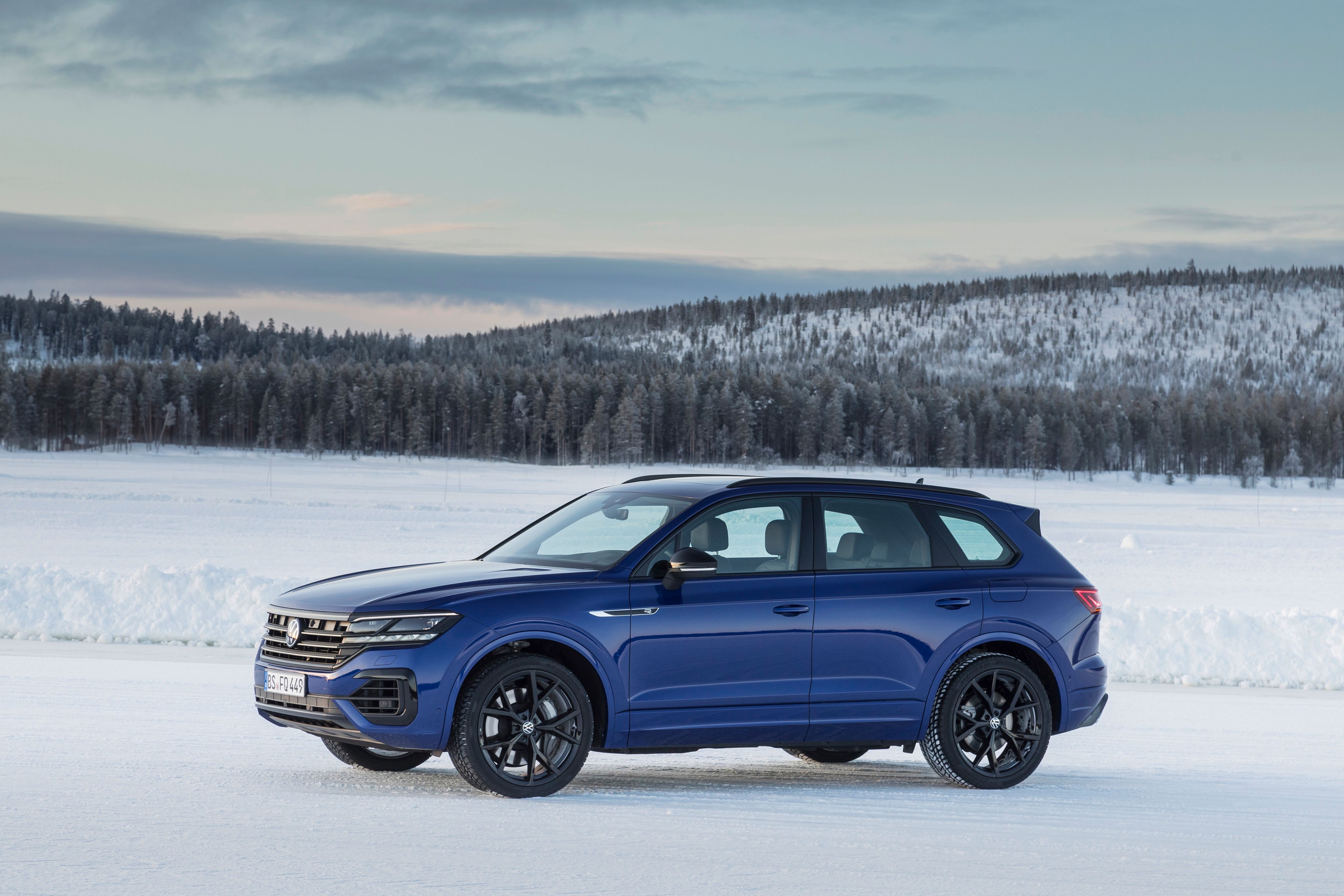 2020 Volkswagen Touareg R