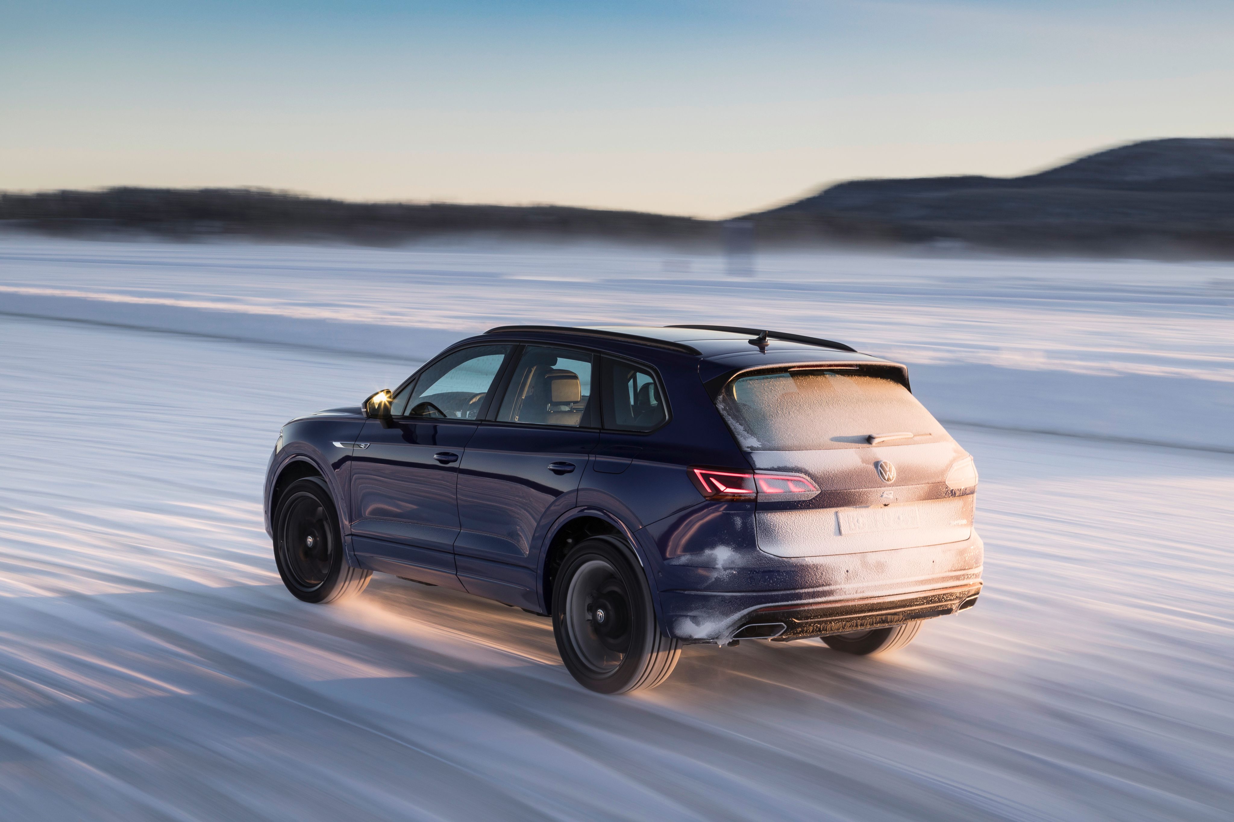 2020 Volkswagen Touareg R