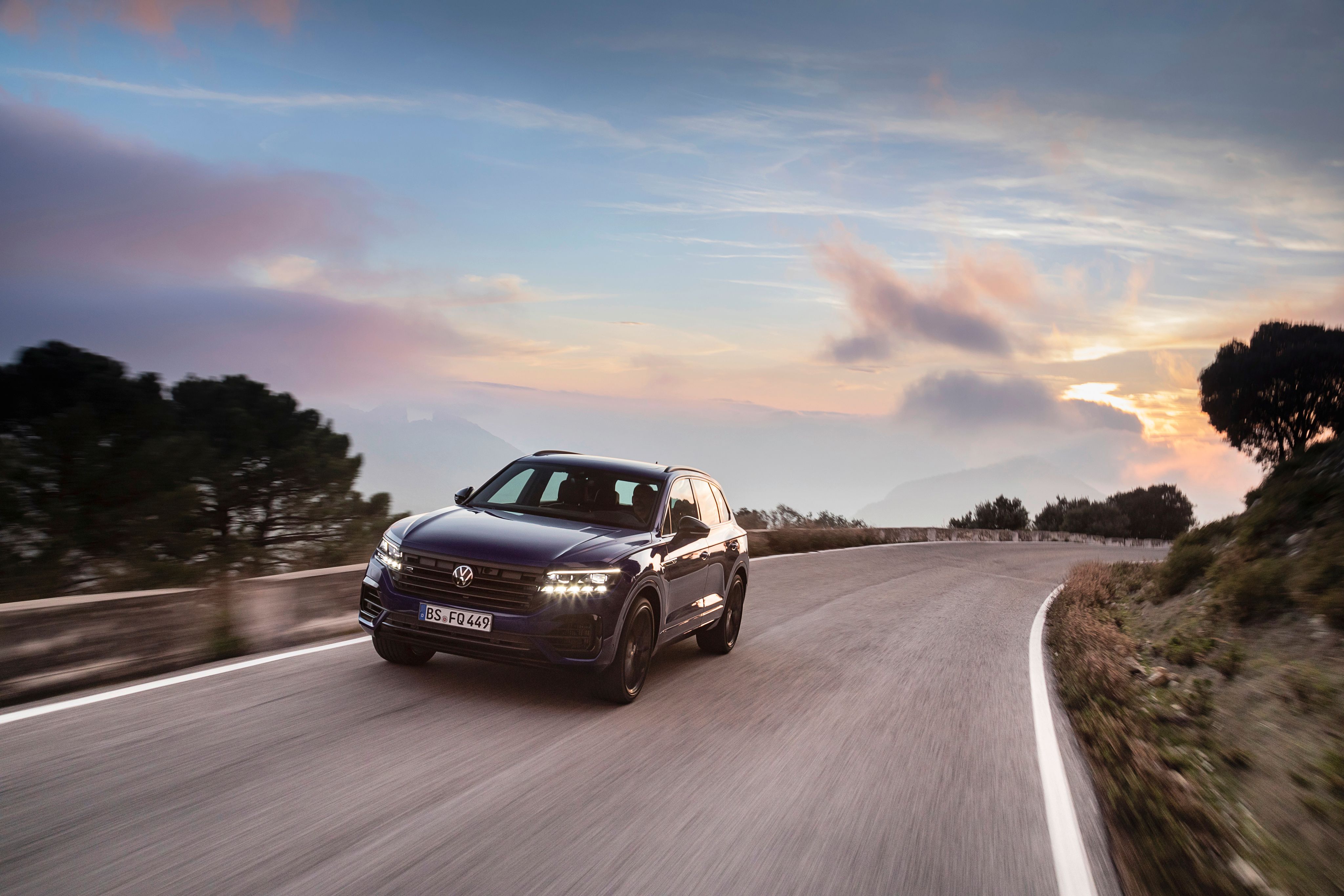 2020 Volkswagen Touareg R