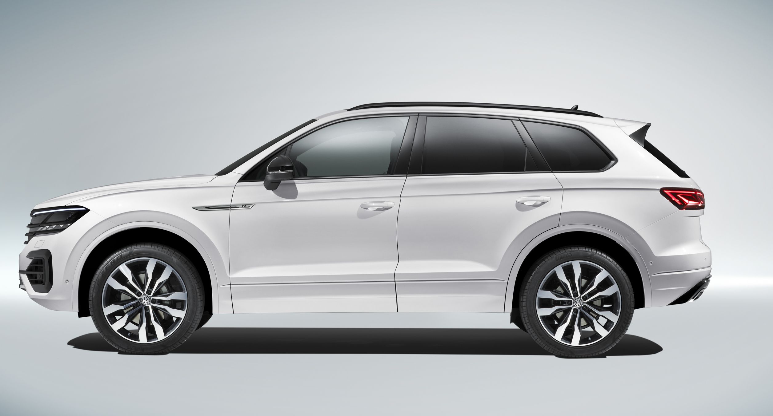 2020 Volkswagen Touareg R