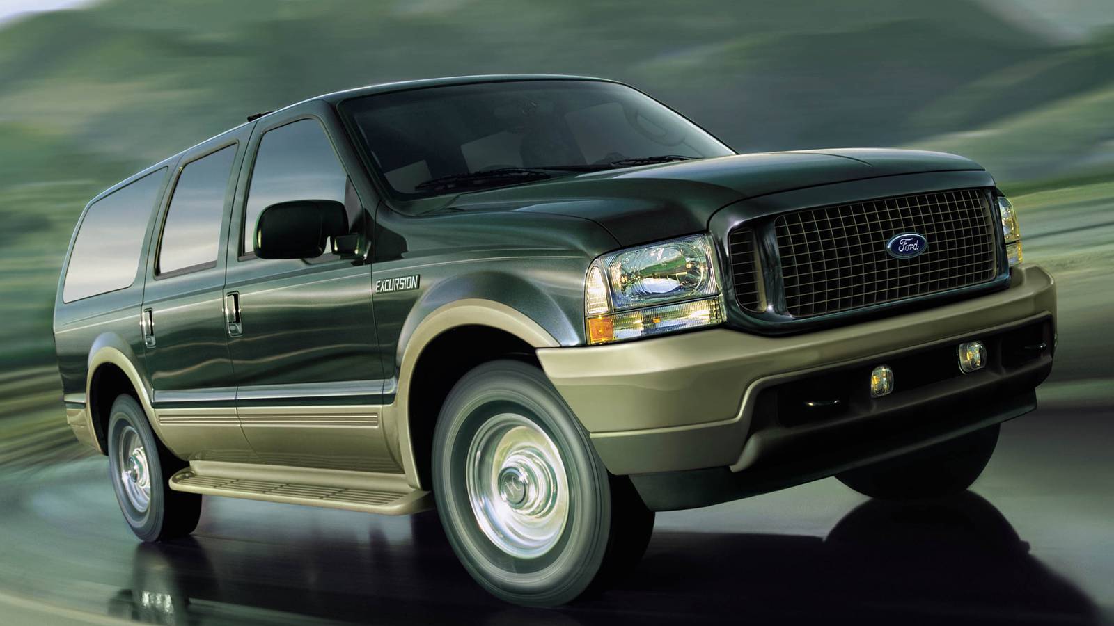 Ford Renews The 'Excursion' Trademark
