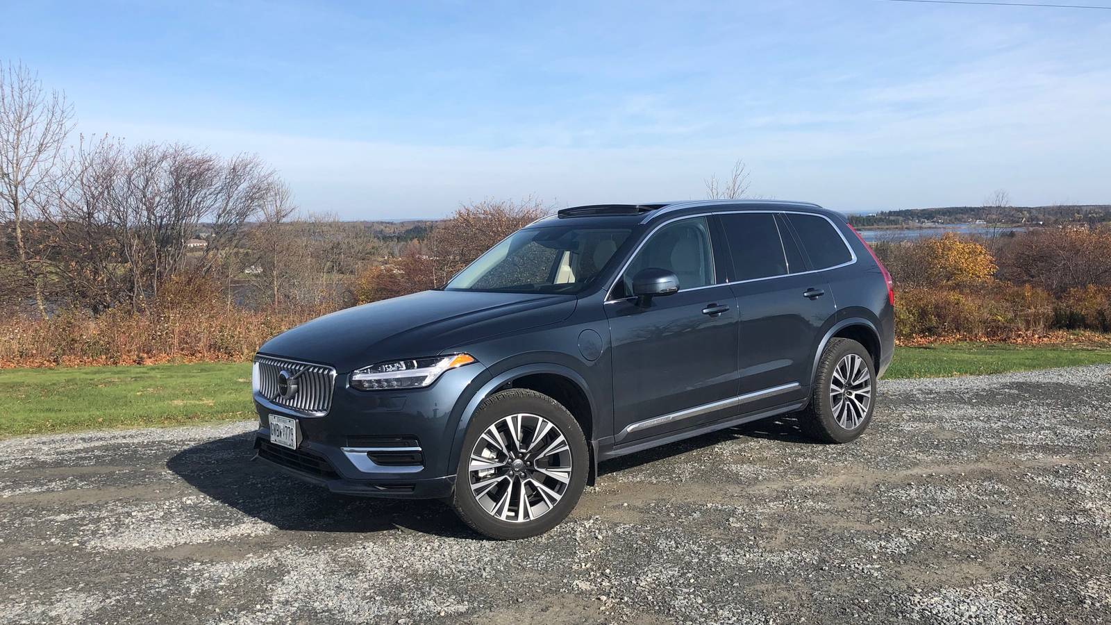 2021 Volvo XC90 T8 - Driven