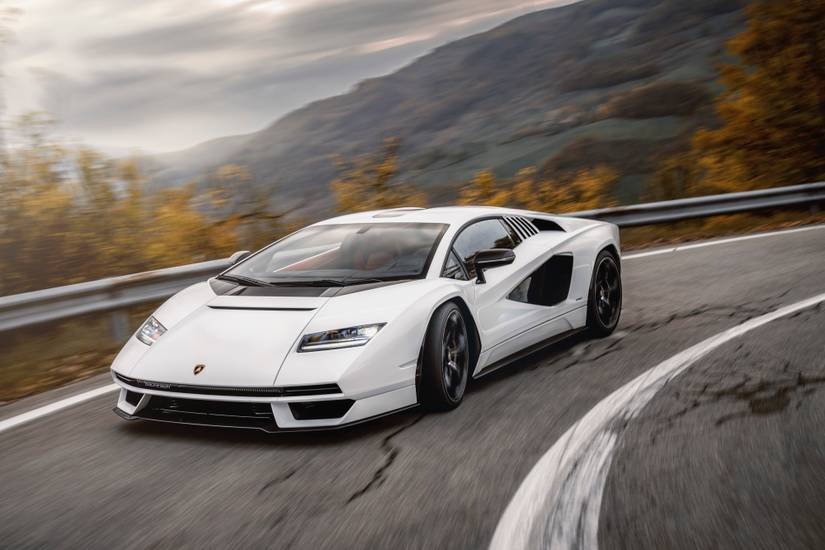 10 Things You Need To Know About The 2022 Lamborghini Countach