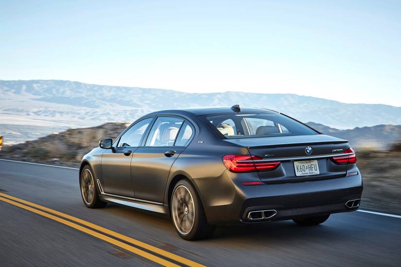 BMW Says Goodbye To V-12 Engines With Special Edition M760i xDrive