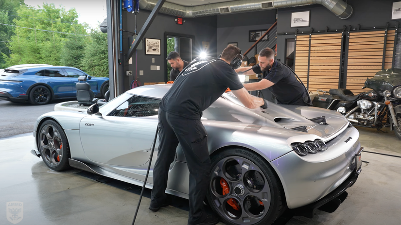 Take a Closer Look at the Koenigsegg CC850 as It Gets Detailed
