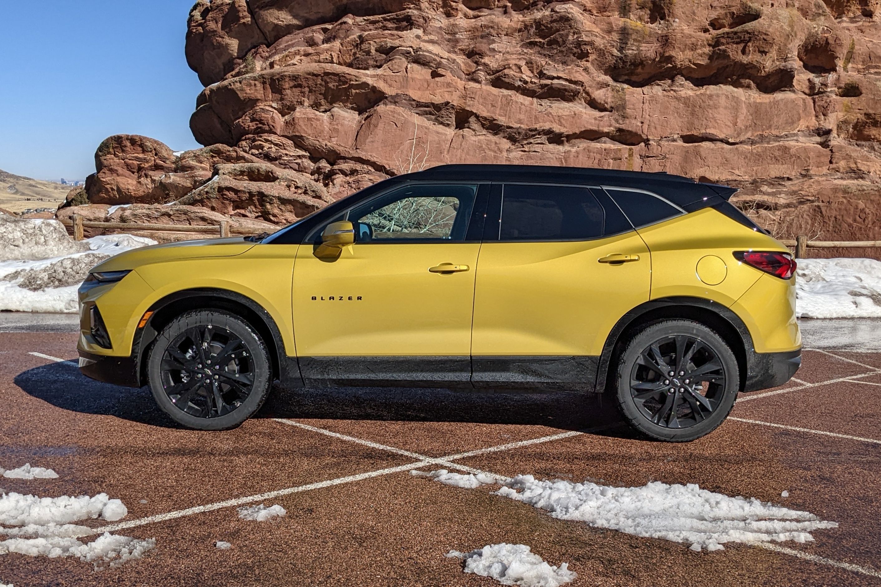 10 Naturally Aspirated SUVs For People Who Don’t Like Turbos In 2025