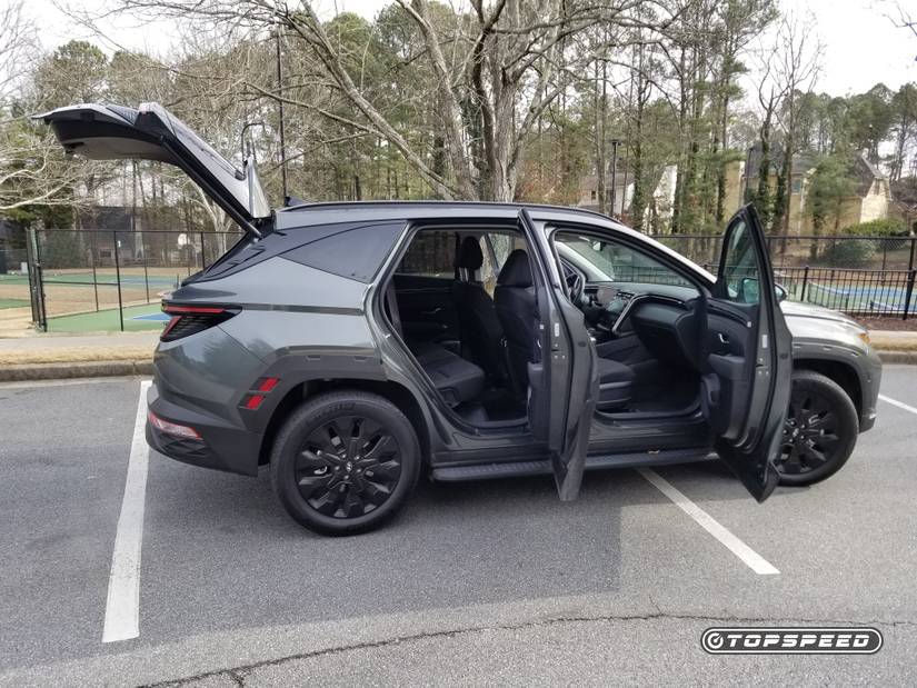 2022 Hyundai Tucson XRT Review: A Good Family SUV With All-Terrain ...