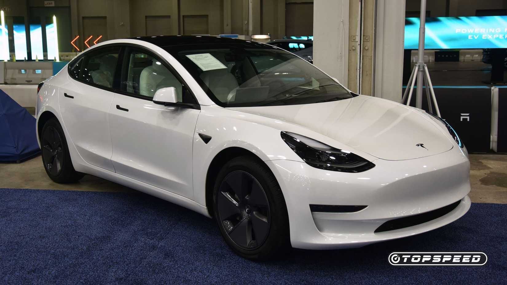 Here's How Much The Tesla Model S, X, and 3 Depreciate After 5 Years