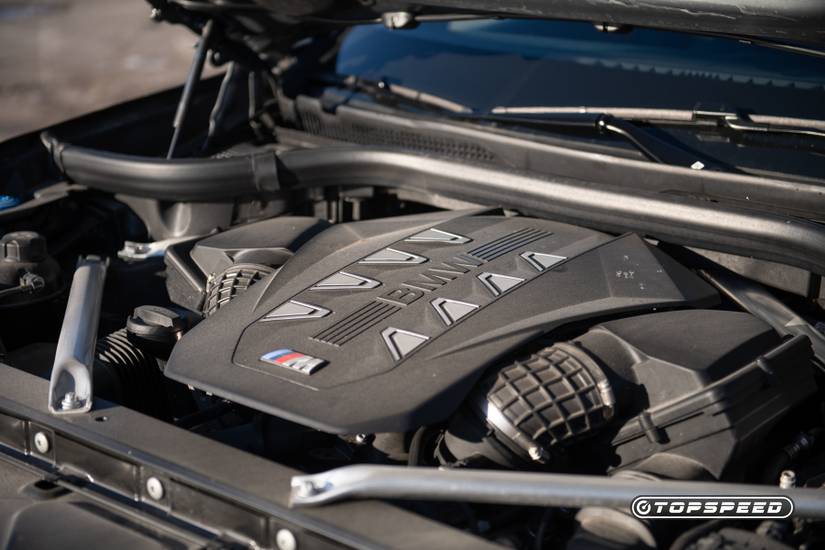 Tested: The Massive 2024 BMW X7 M60i Has No Right To Perform The Way It ...