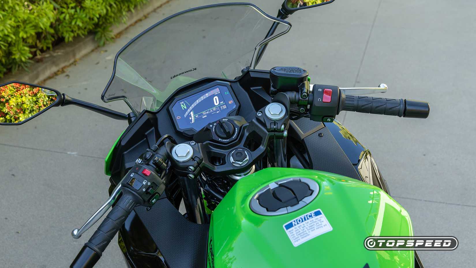 10 Lightweight Motorcycles That Deliver Efficiency, Fun, And Freedom