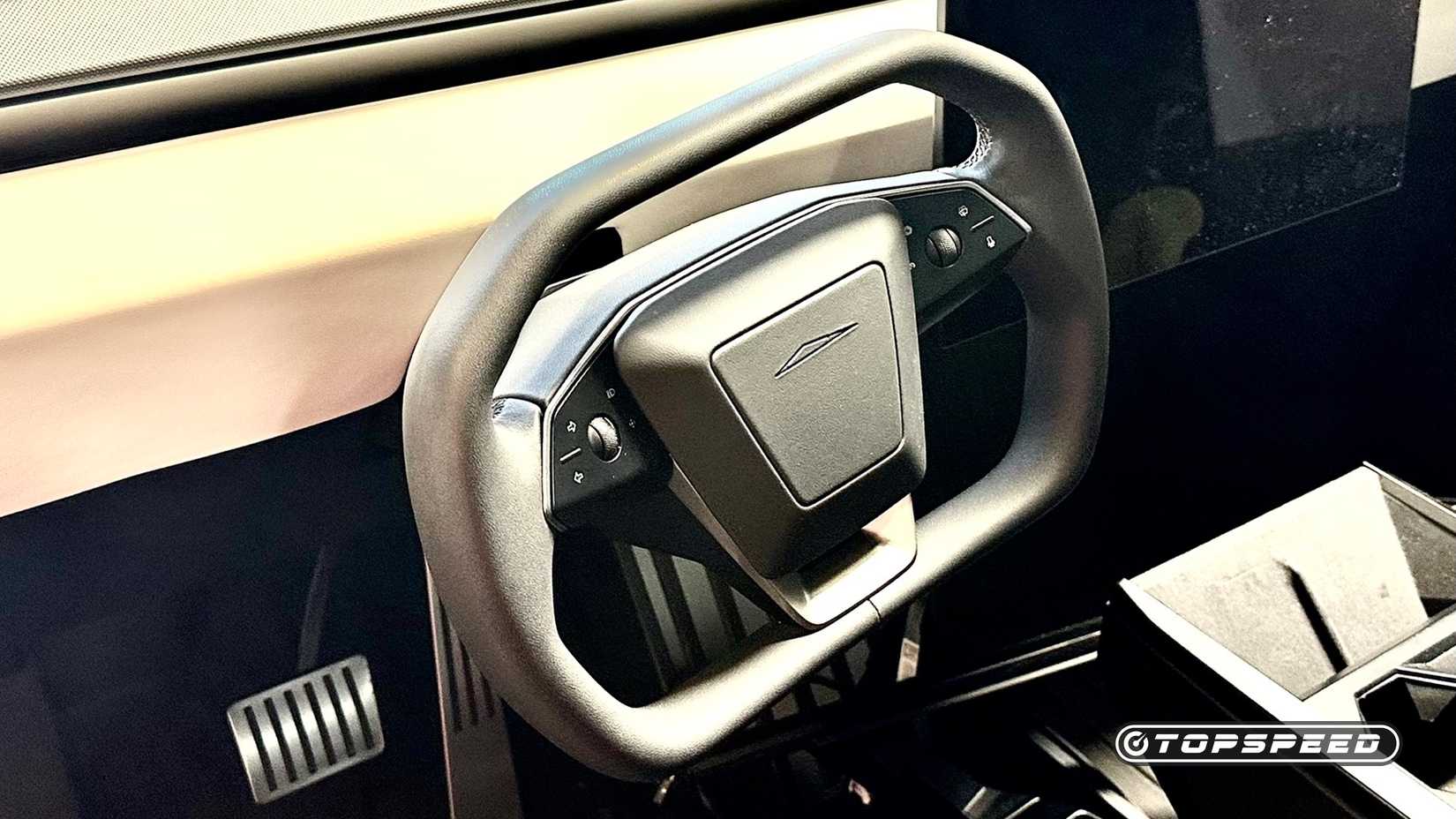 Tesla Cybertruck Tested:The Impossible Happened - I Loved It