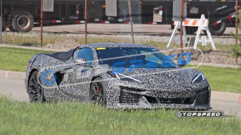 10 Key Differences Between The Chevy Corvette ZR1 and Corvette Z06