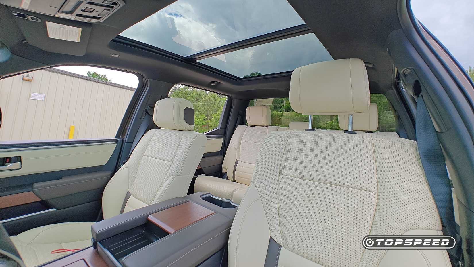 Moonroof vs. Sunroof: What's The Difference?