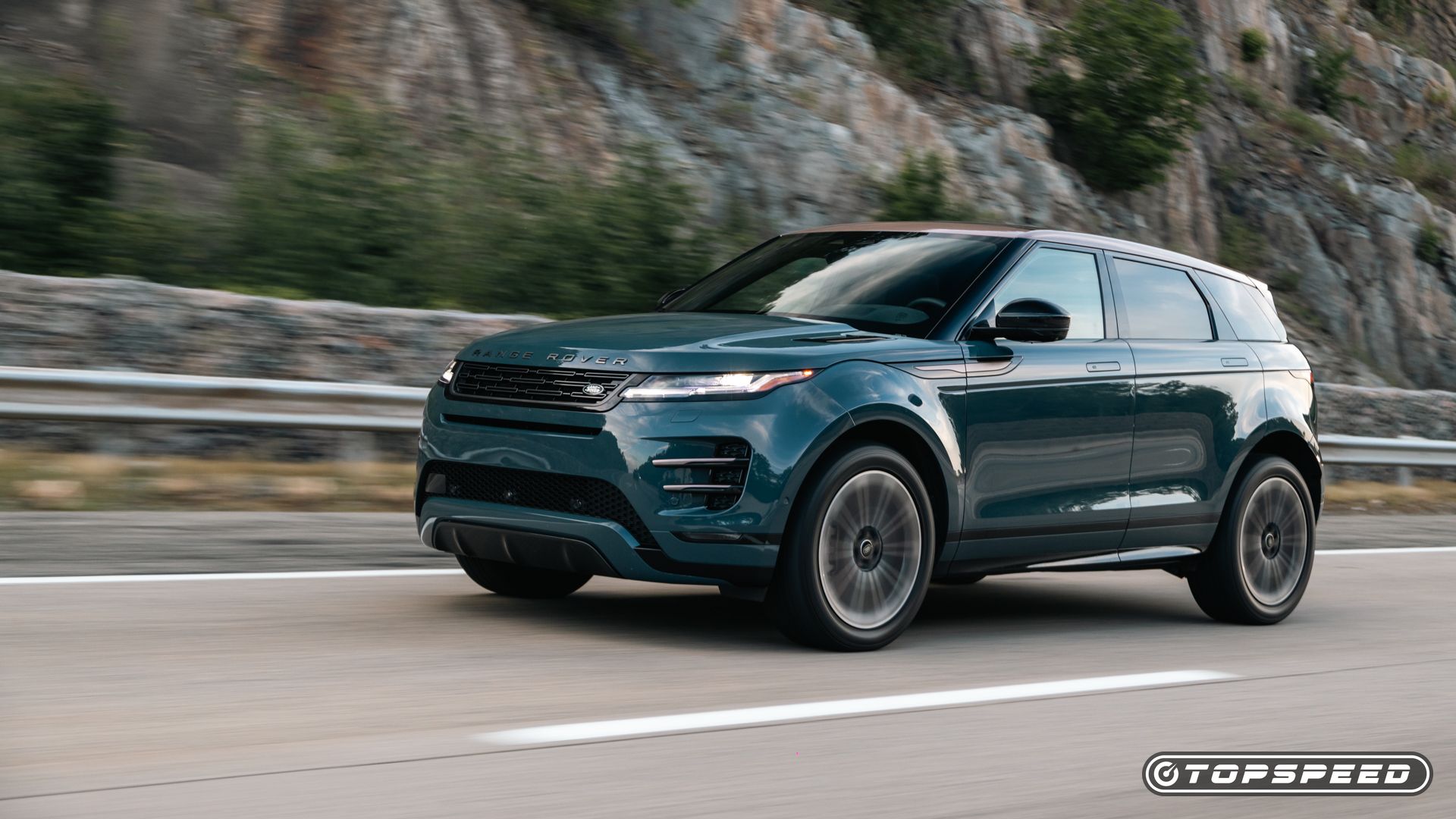 2024 Range Rover Evoque P250 Dynamic SE: A Charming Pint-Sized British ...