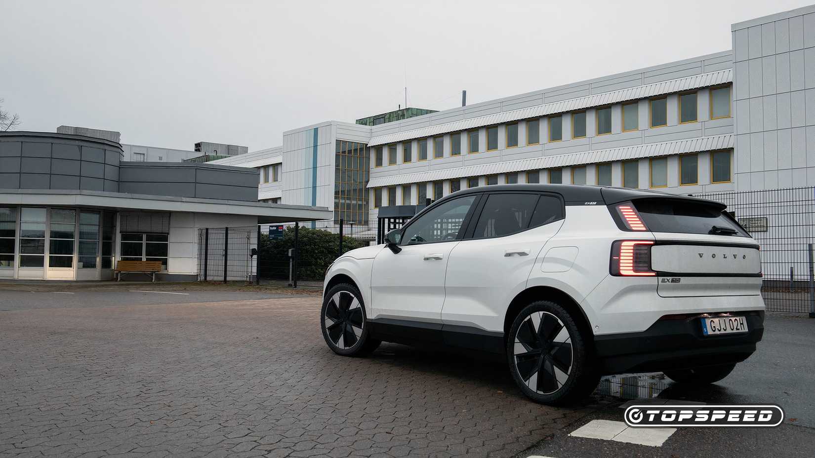 10 Quick EVs That Are Surprisingly Efficient