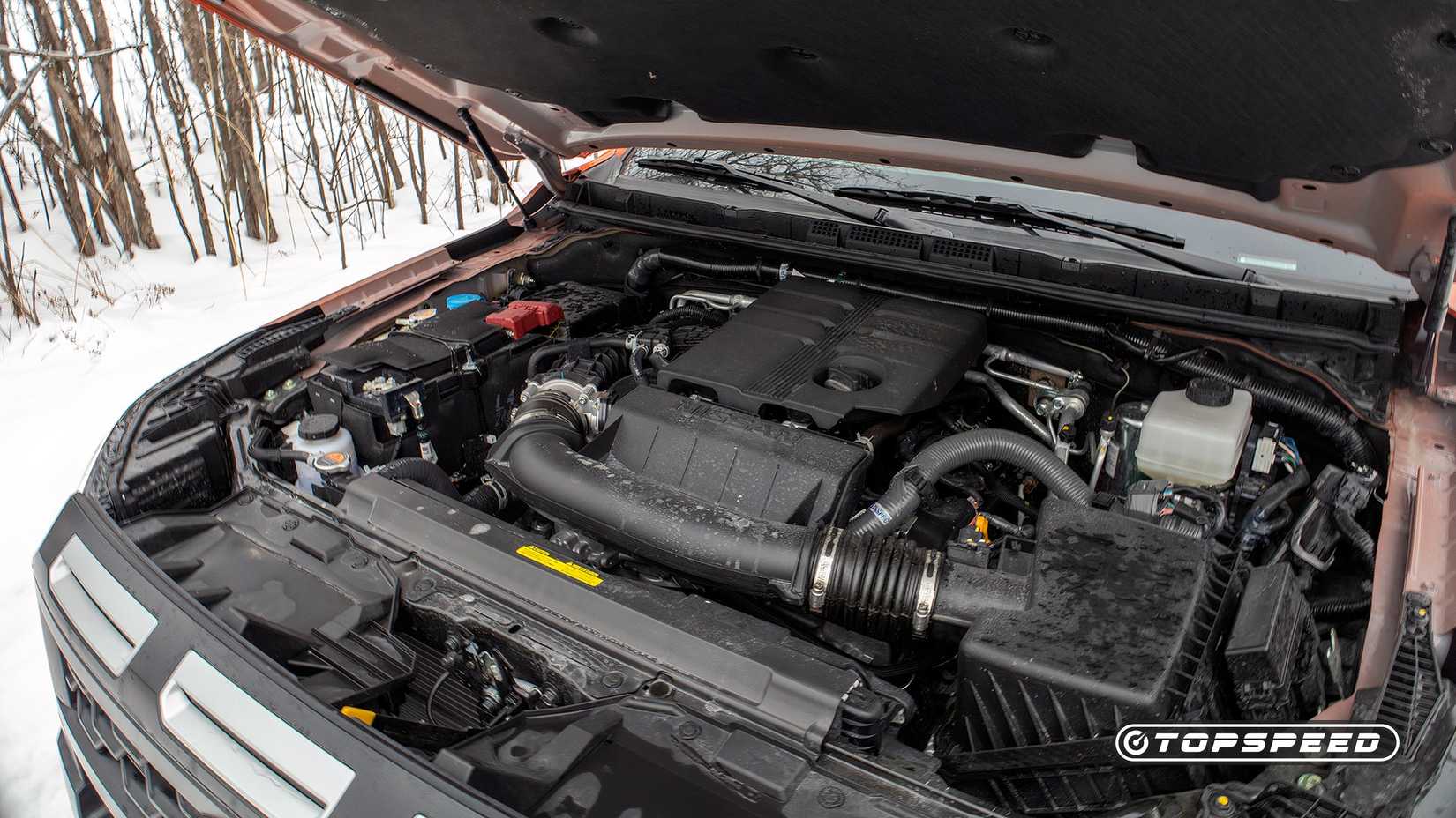 Review: 2025 Nissan Frontier Pro-4X Has An Old-School Small Truck ...