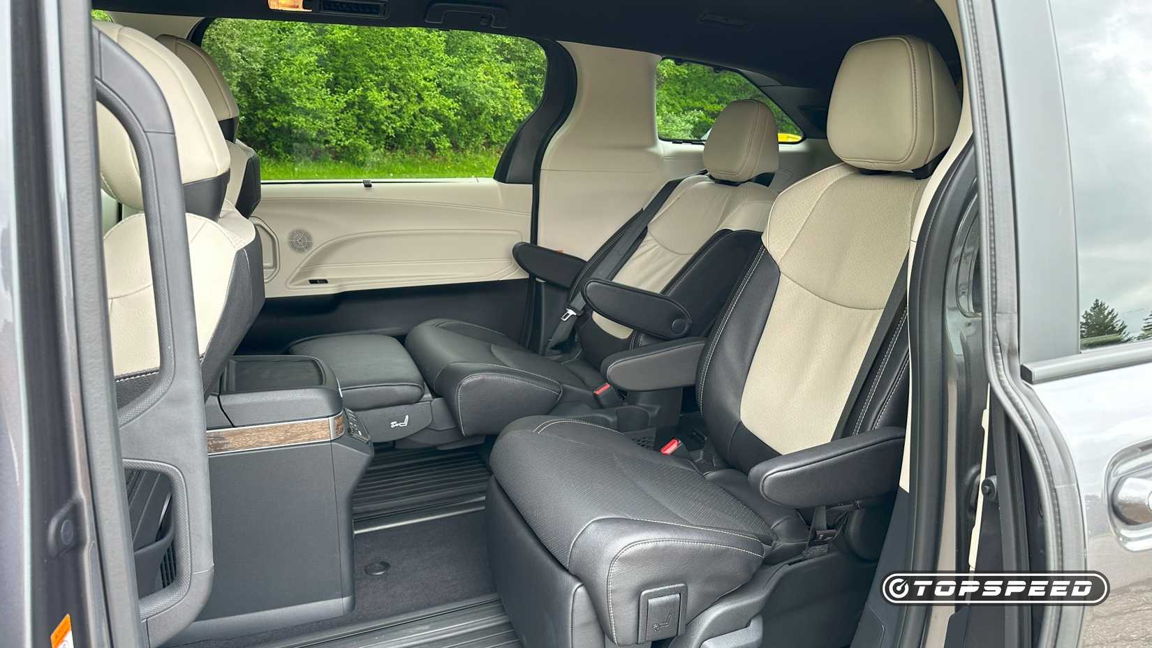2025 Toyota Sienna Platinum All-Wheel Drive Review: Unbelievable ...