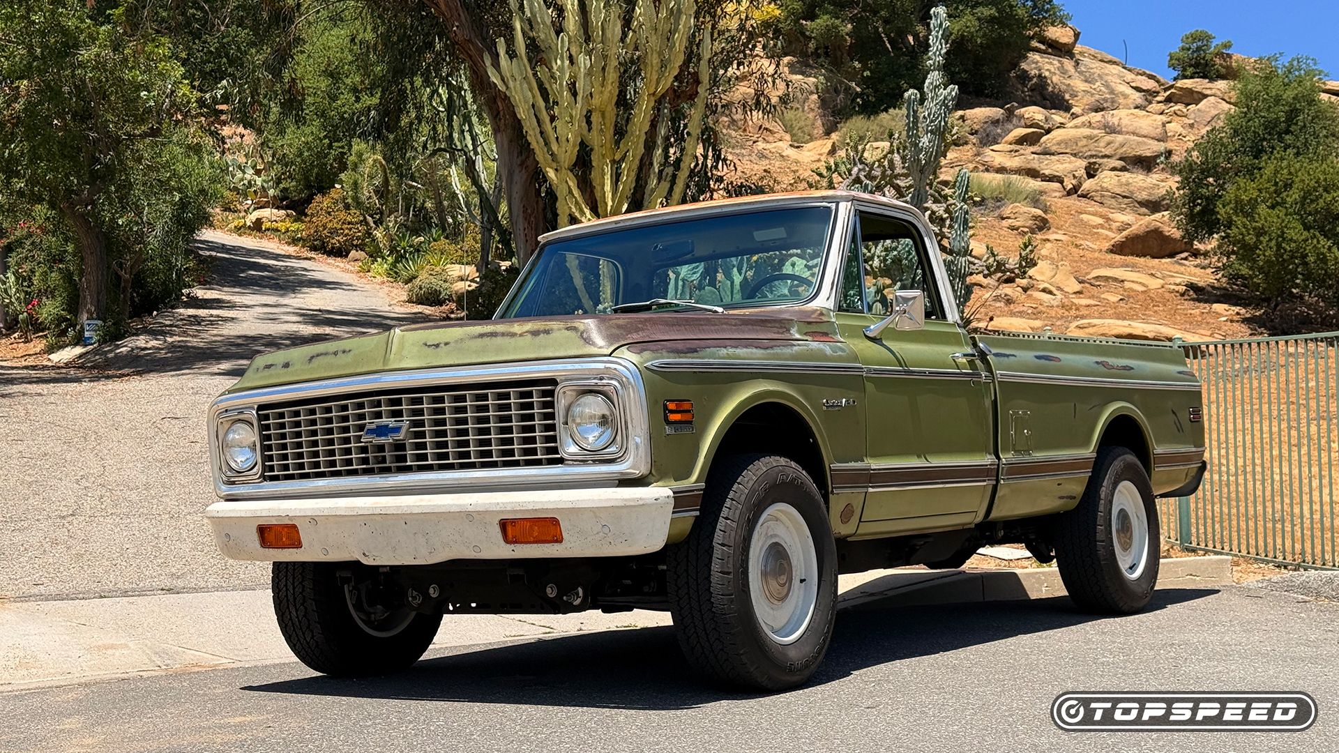 This Chevy C20 Truck Looks 55 Years Old But Isn't