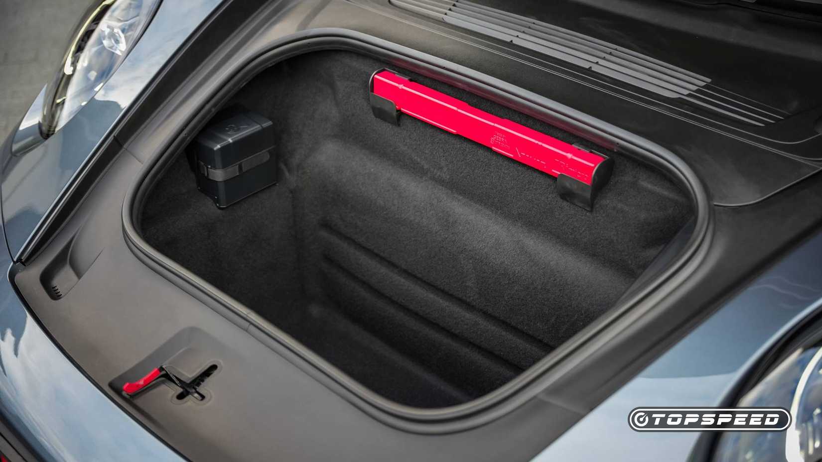 I Drove The Porsche 911 Carrera GTS T-Hybrid, And It's The Right Way To ...
